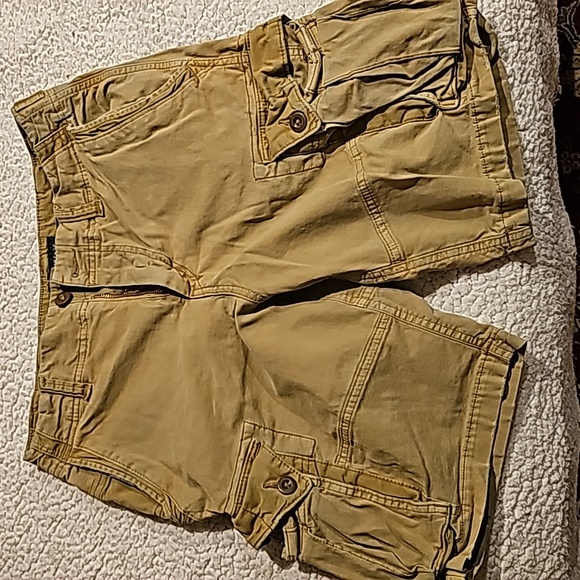 American Eagle Womens Cargo Shorts